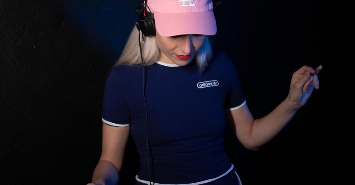 DJ set by Sainte Nicole